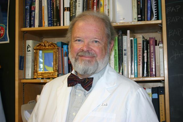 Remembering Professor Emeritus of Biology, Bruce Gray | Simmons University