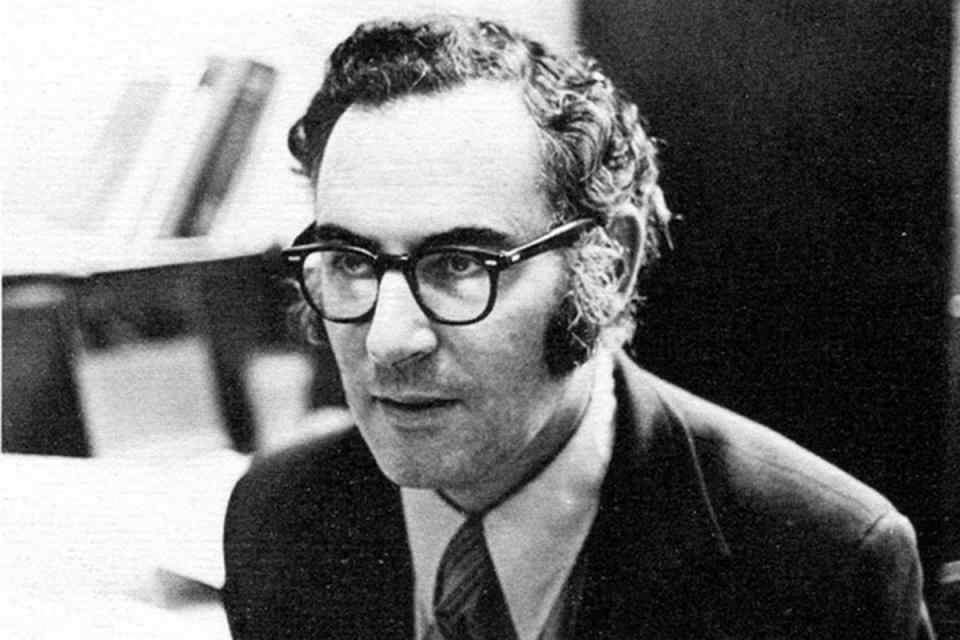 Remembering Professor Emeritus Lawrence “Larry” Langer | Simmons University